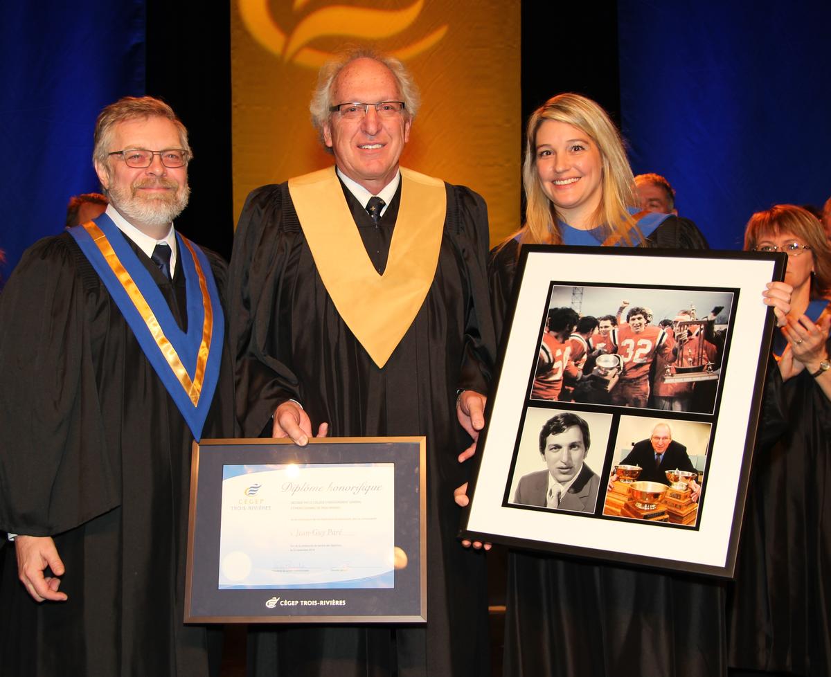 Un diplôme honorifique pour Jean-Guy Paré - Le Courrier Sud