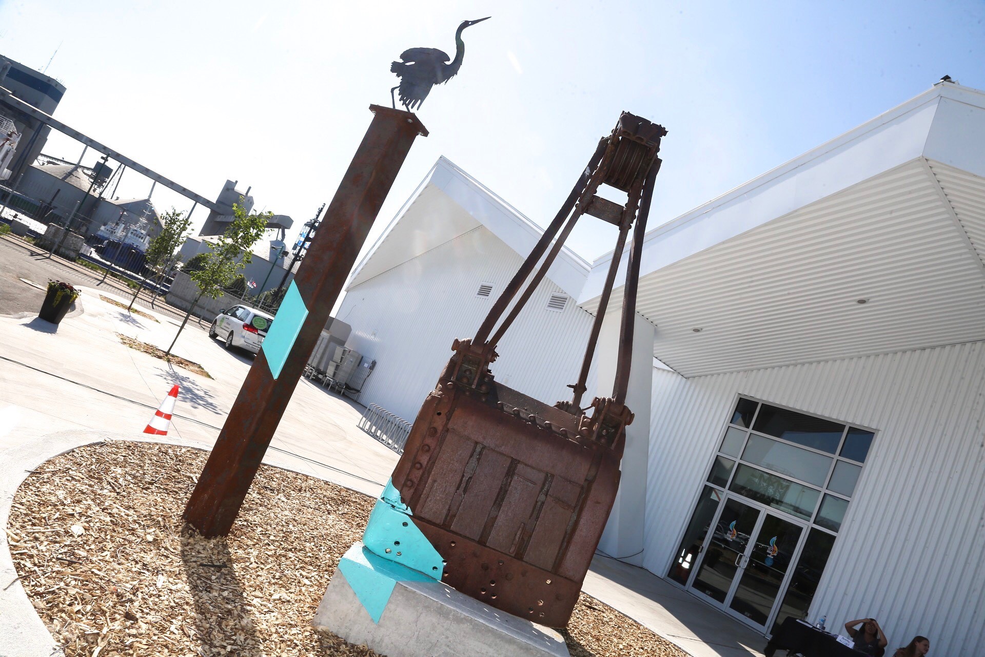 Une œuvre d'art de Peter Gnass inaugurée à Sorel - Le Courrier Sud