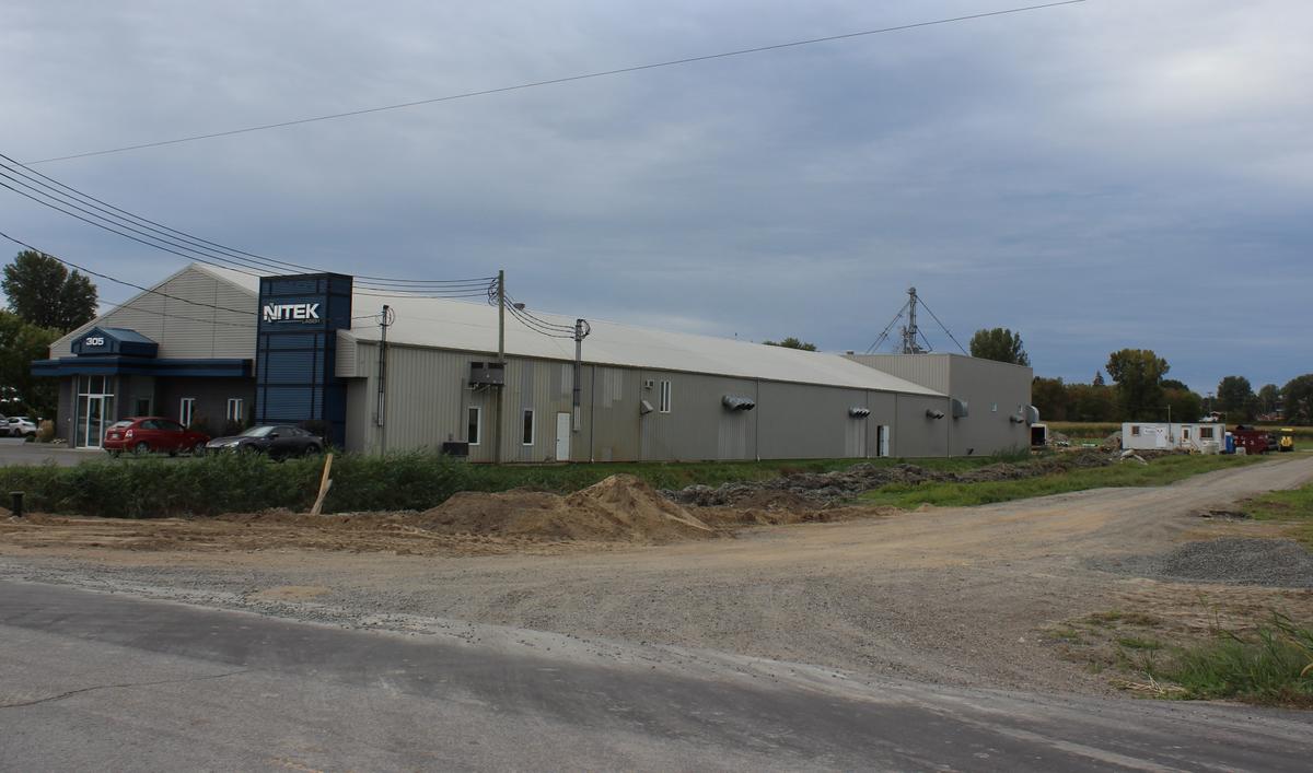 Agrandissement de Nitek Laser: le chantier s'active - Le Courrier Sud