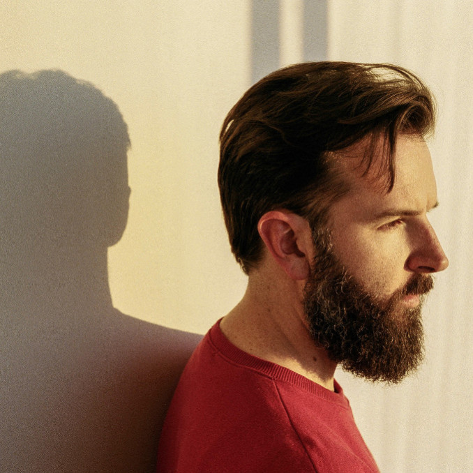 Jason Bajada en toute intimité au Moulin Michel - Le Courrier Sud