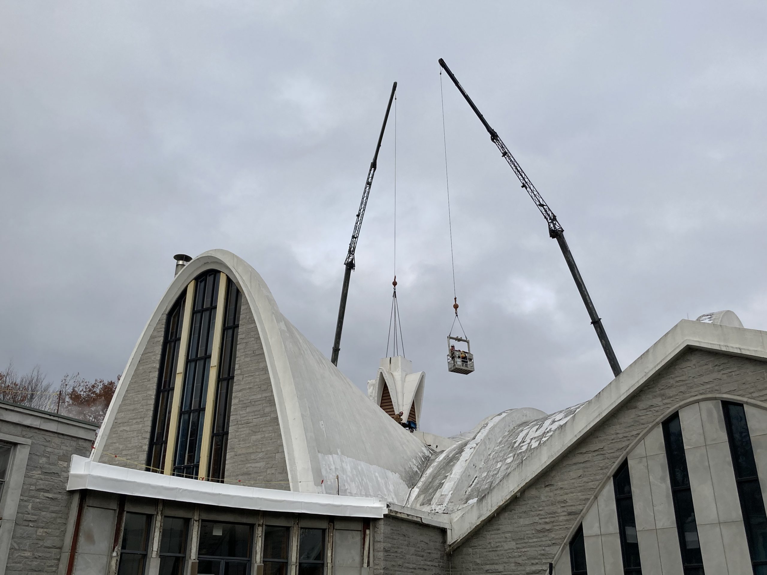 Nicolet: la réfection de la toiture de la cathédrale s'amorce - Le ...