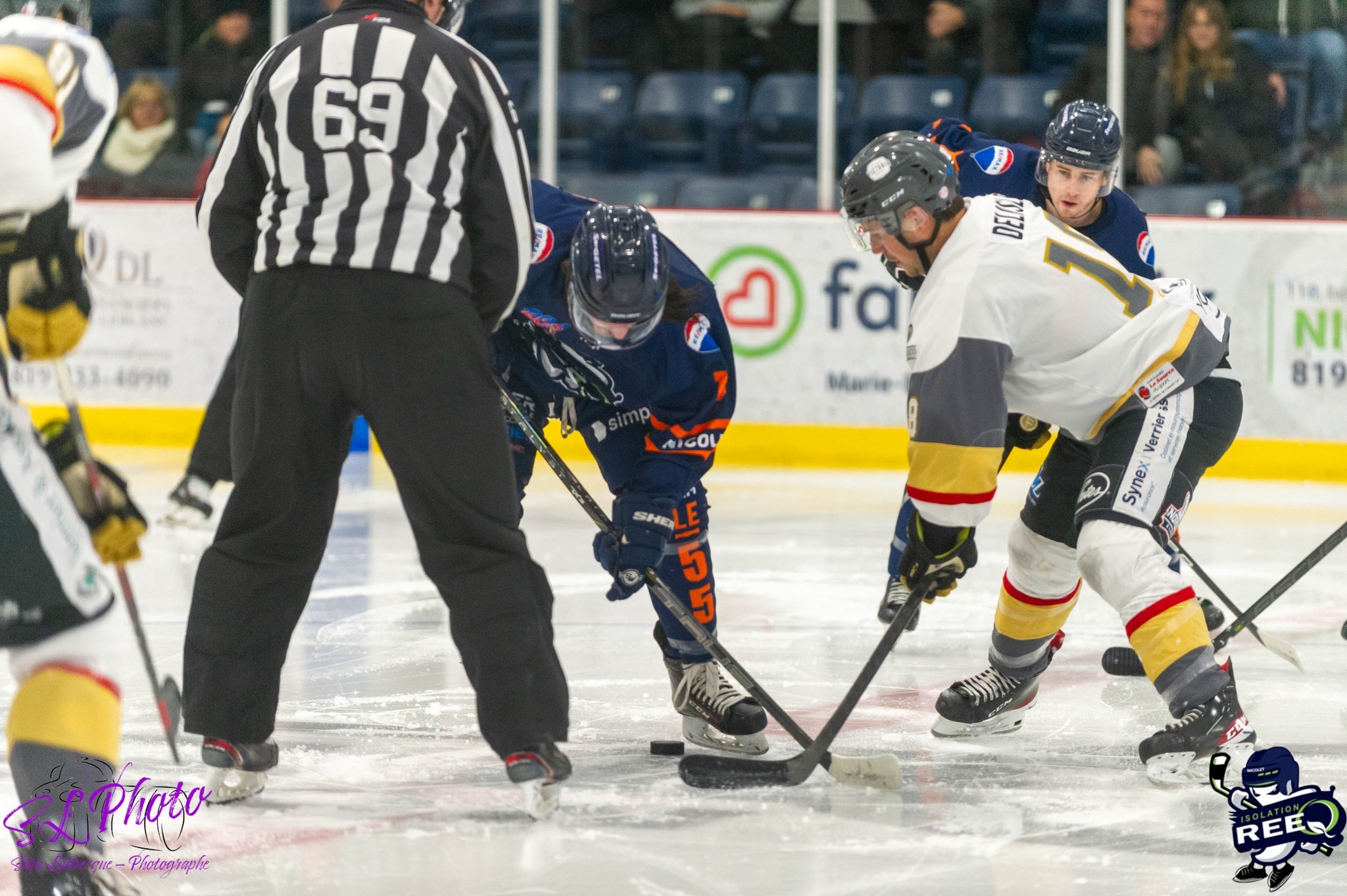 Une autre victoire du Métal Pless sur le REEQ Isolation - Le Courrier Sud