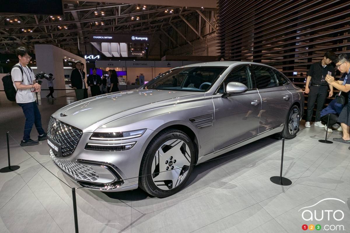 Busan 2024 : Genesis présente la G90 Black et la G80 électrifiée 2026 - Le Courrier Sud