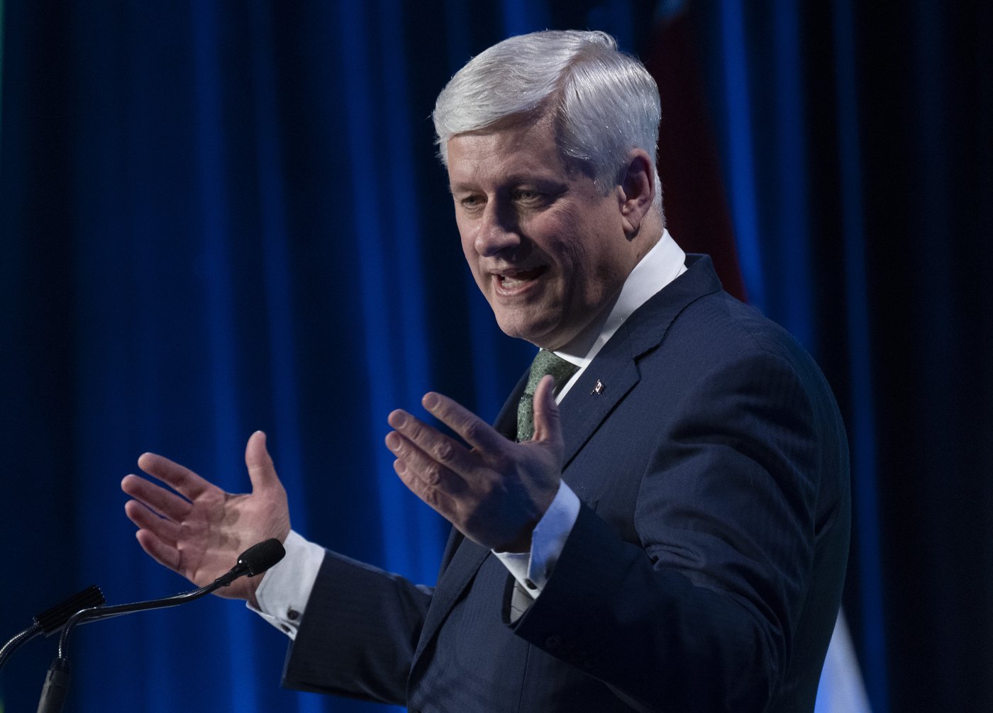 Stephen Harper affirme ne pas avoir signé la pétition pour la ...